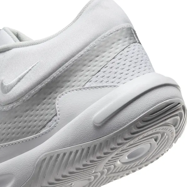 Nike Hyperquick Athletic Sneakers