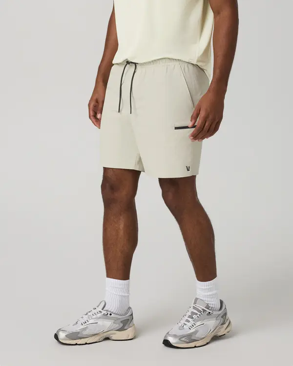 Vuori Grafton 7" Shorts - Sandalwood