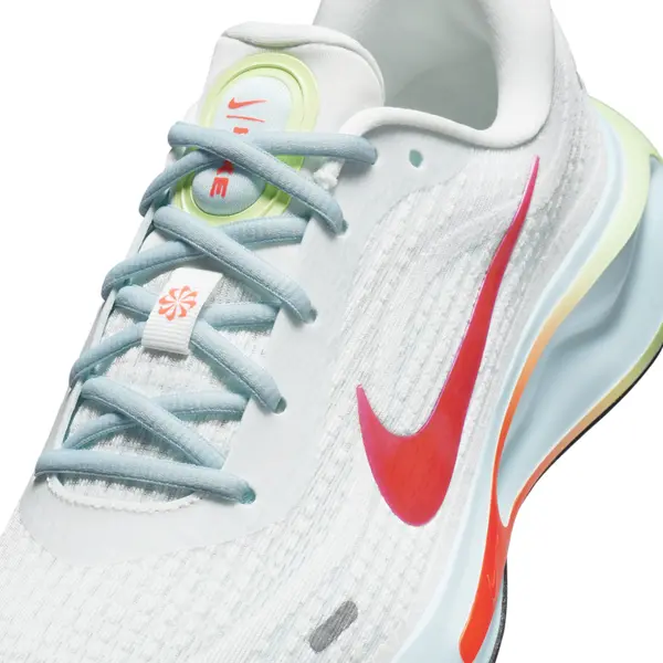 Nike Journey Run Road Running Shoes