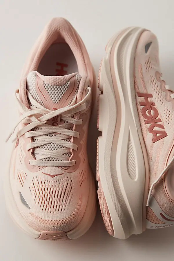 HOKA® Bondi 9 Sneakers - Rose Latte/rose Cream
