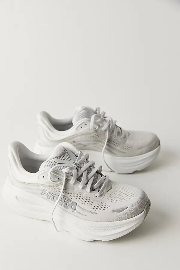 HOKA® Bondi 9 Sneakers - Stardust/silver