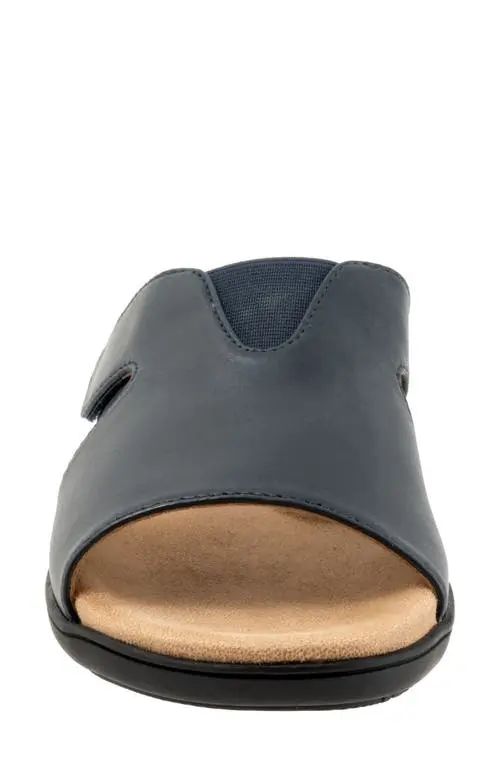 Trotters Roxine Leather Slide Sandal - Navy