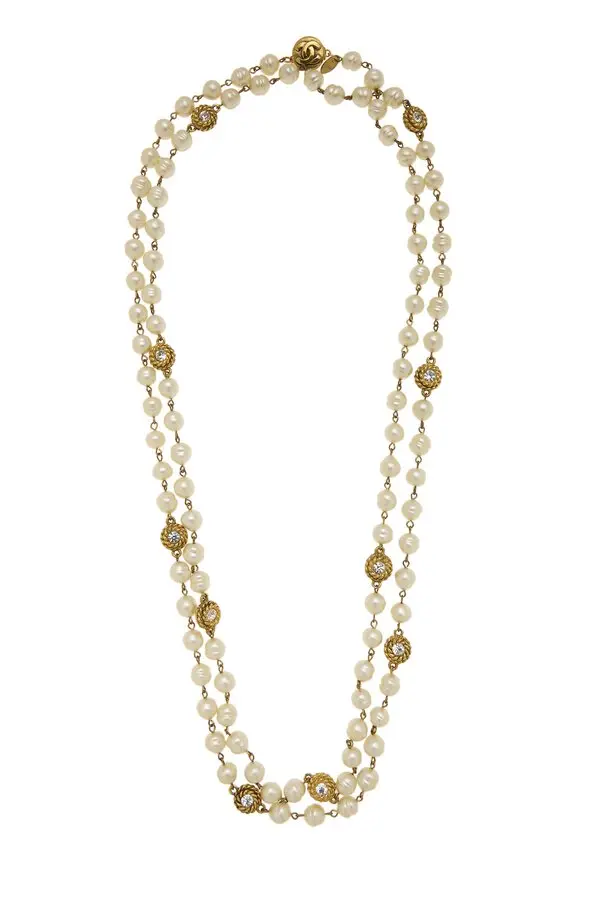 Chanel Cc Faux Pearl Necklace - White