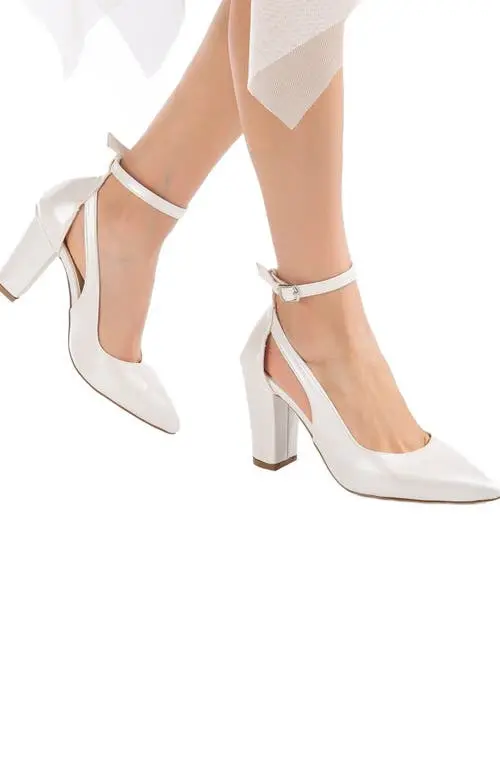 FOREVER & ALWAYS SHOES Colette Pointed Toe Block Heels - Ivory