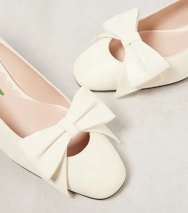 Valentino Garavani Bowow 45 Leather Pumps - White