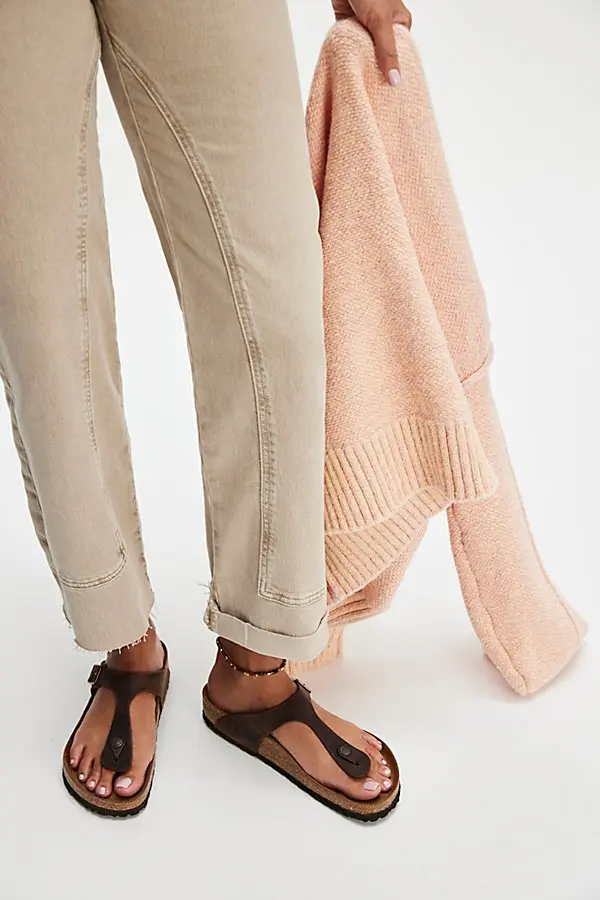 BIRKENSTOCK Gizeh Sandals - Henna