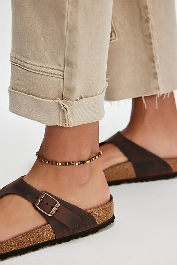 BIRKENSTOCK Gizeh Sandals - Henna