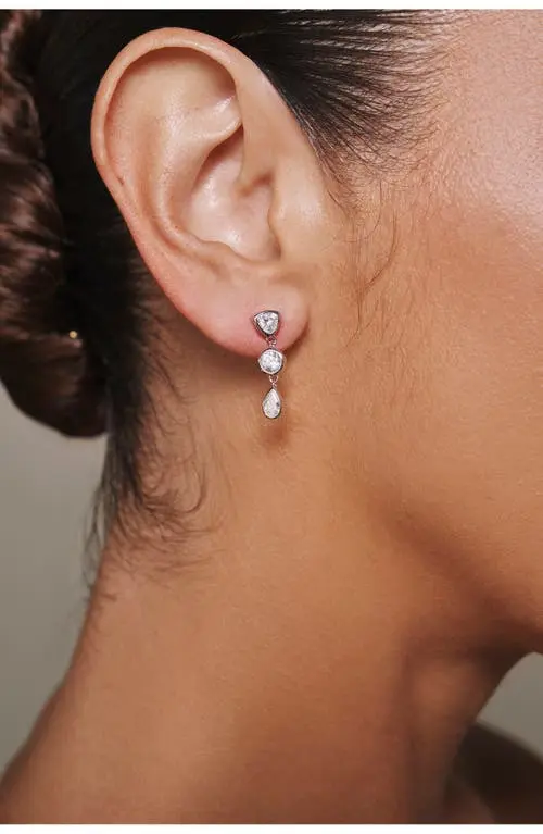 Lili Claspe Eraz Drop Earrings