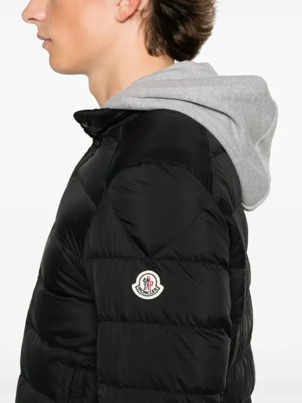 Moncler Zip-up Quilted Jacket - Black