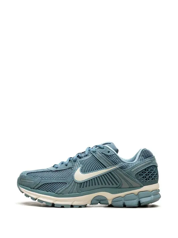 Nike Zoom Vomero 5 Sneakers - Blue