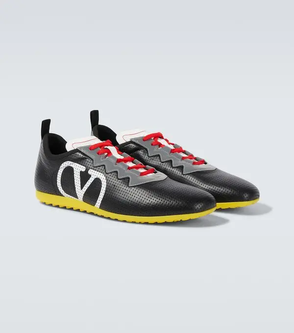 Valentino Garavani Chromathon Vlogo Signature Leather Sneakers - Black