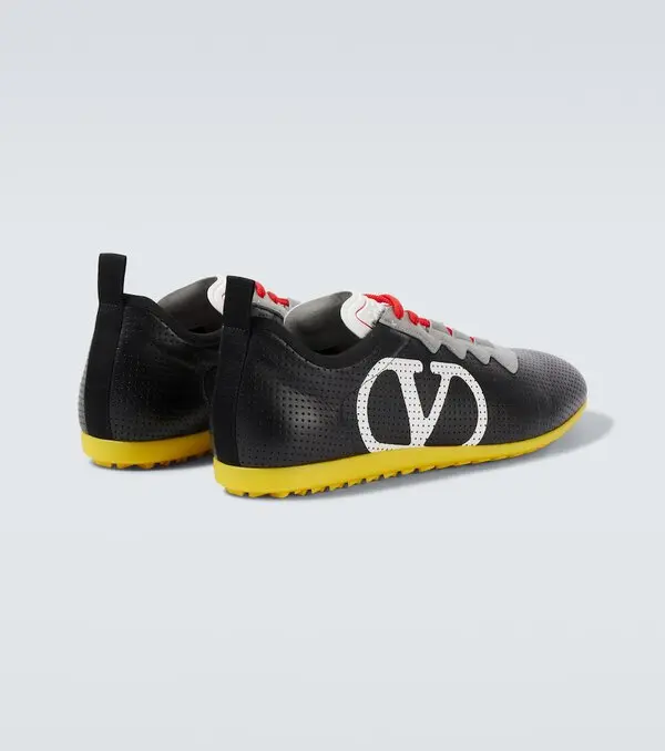 Valentino Garavani Chromathon Vlogo Signature Leather Sneakers - Black