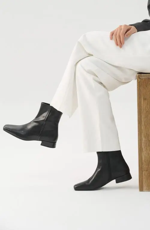 VAGABOND SHOEMAKERS Mona Bootie - Black