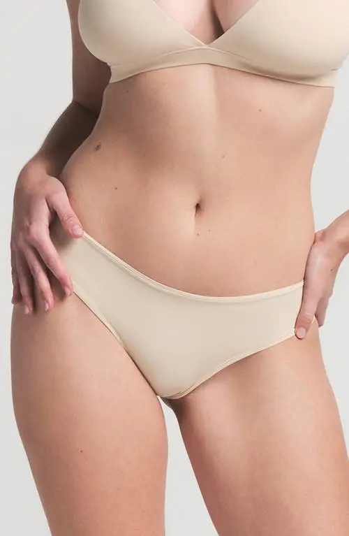 SKIMS Fits Everybody Thong - Sand