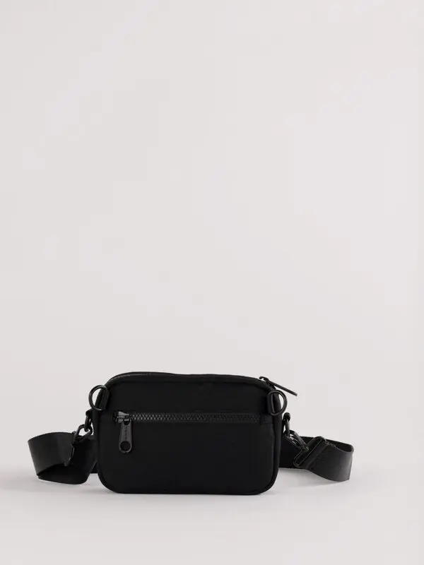 AUGUSTNOA Fanny Pack Crossbody Bag - Black