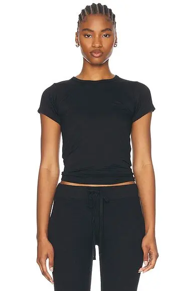 Eterne Fitted Crewneck Short Sleeve T-shirt