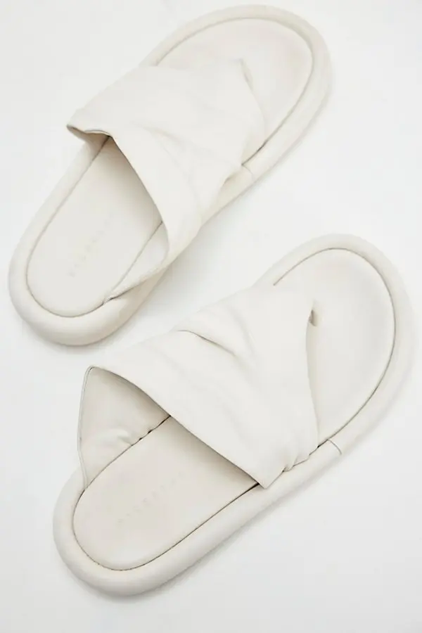 NICHOLAS K Rowan Leather Sandals - Off White