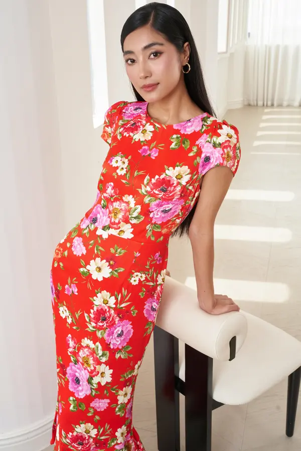 Yumi Kim Floral Print Midi Dress With Ruffle Hem