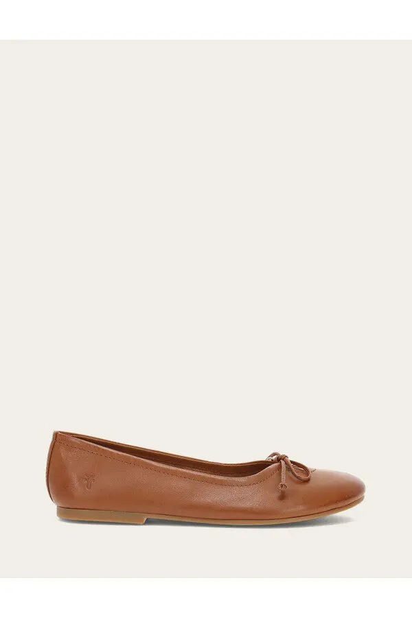 THE FRYE COMPANY Emma Ballet Flat - Red