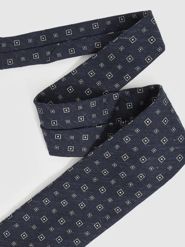 REISS Anzio Medallion Pattern Tie