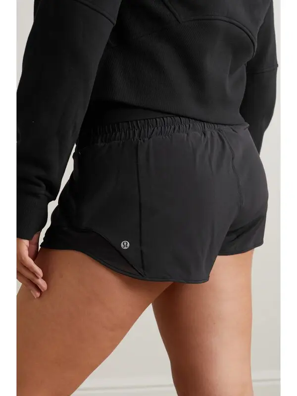 Lululemon Hotty Hot Low-rise 2.5" Shorts - Black