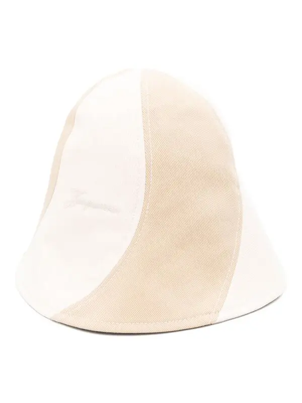 Jacquemus Striped Bucket Hat - Neutrals