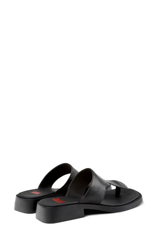 Camper Dana Mismatched Flip Flops