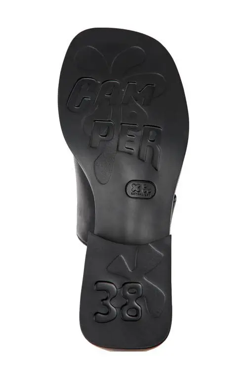 Camper Dana Mismatched Flip Flops