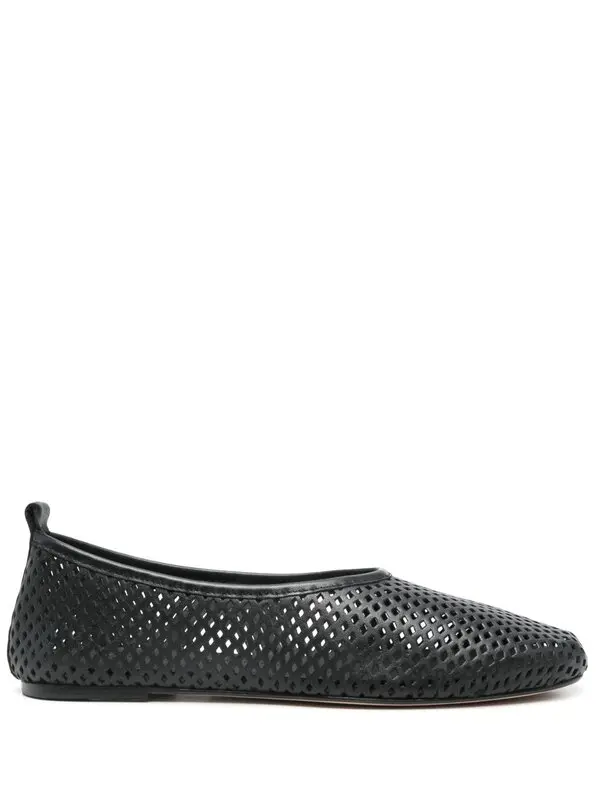 ABOUT ARIANNE Elio Ballerinas