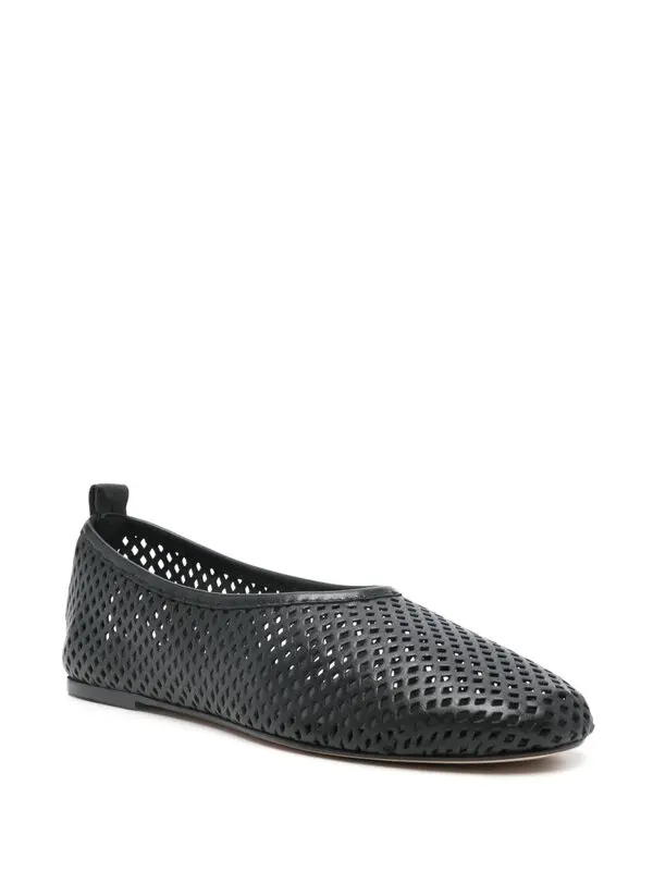 ABOUT ARIANNE Elio Ballerinas