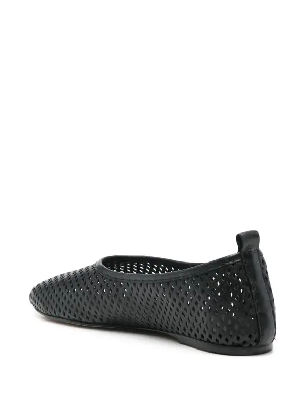 ABOUT ARIANNE Elio Ballerinas