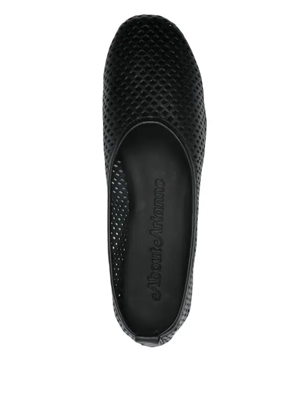 ABOUT ARIANNE Elio Ballerinas