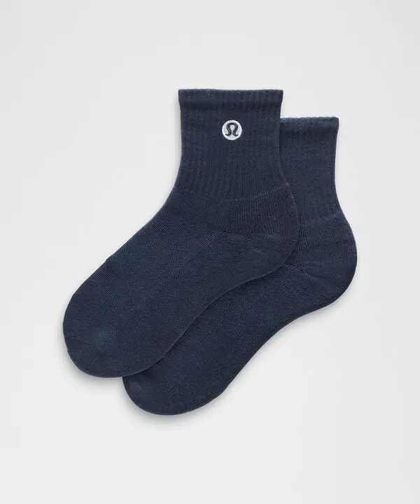 Lululemon Daily Essential Quarter Socks - Club Blue