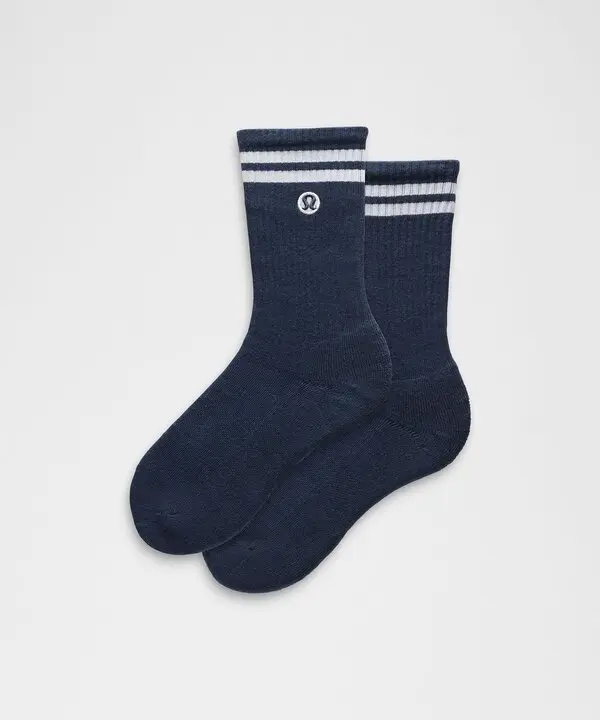 Lululemon Daily Essential Crew Socks - Club Blue/white
