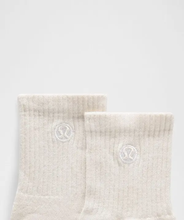 Lululemon Daily Essential Quarter Socks