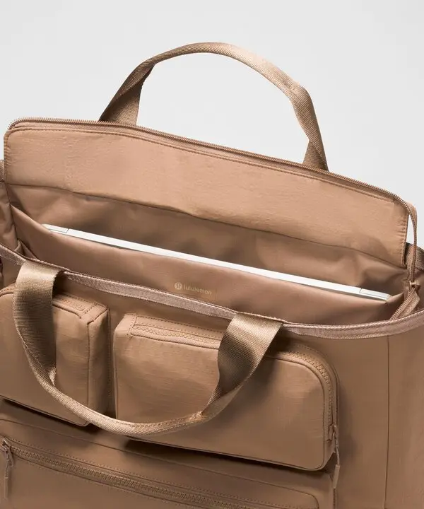 Lululemon Multi-pocket Tote Bag 19.5l - Sand