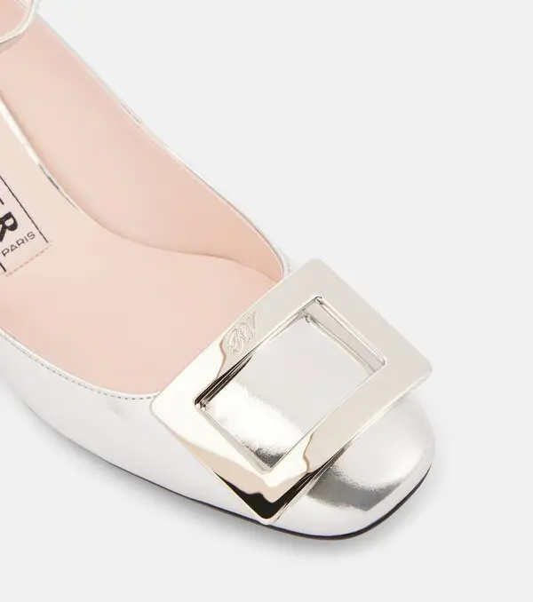 ROGER VIVIER U Look 45 Metallic Leather Pumps - Silver