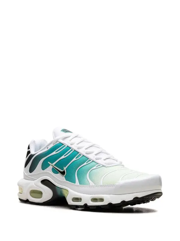 Nike Air Max Plus Sneakers - White