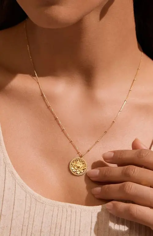 SATYA JEWELRY Blessed Beginnings Lotus Pendant Necklace