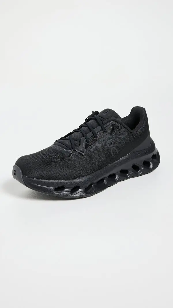 On Cloudtilt Sneakers - Eclipse Black