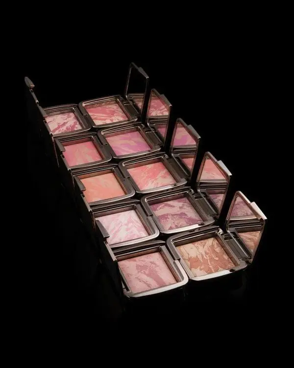 HOURGLASS Ambient Lighting Blush - Diffused Heat