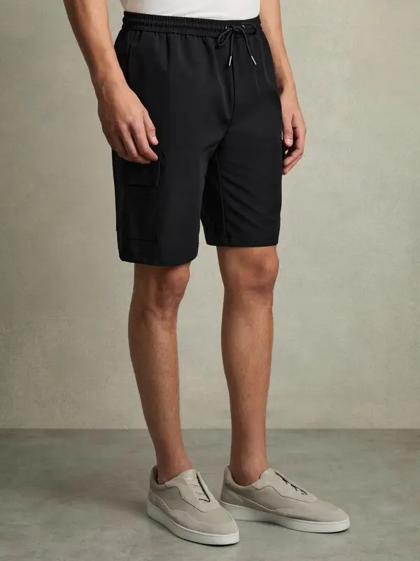 REISS Climb Technical Cargo Shorts