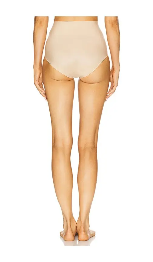 Commando Zone Smoothing Brief In Nude - Beige