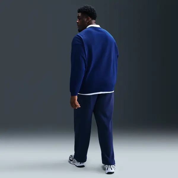 Nike London" Fleece Crew