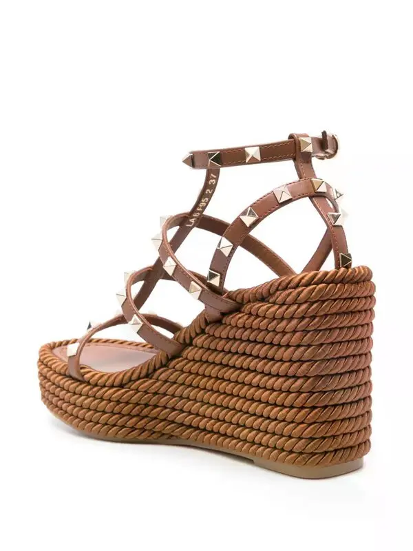 Valentino Garavani Rockstud Wedge Sandals - Brown