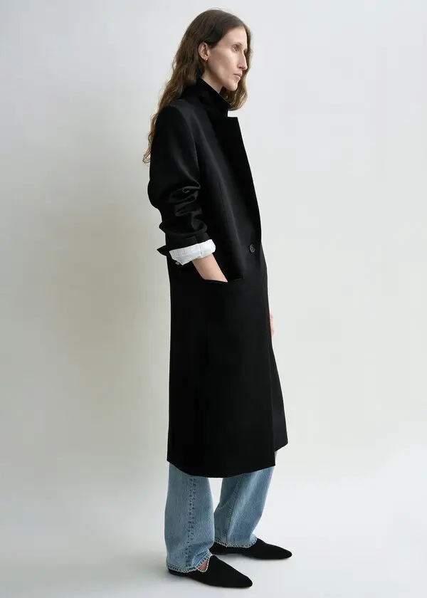 TOTEME Classic Tailored Overcoat