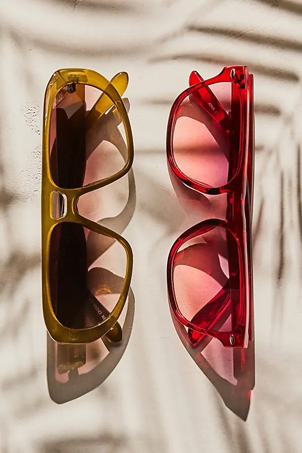 Free People Percy Oversized Square Sunglasses - Firecracker  display picture 3