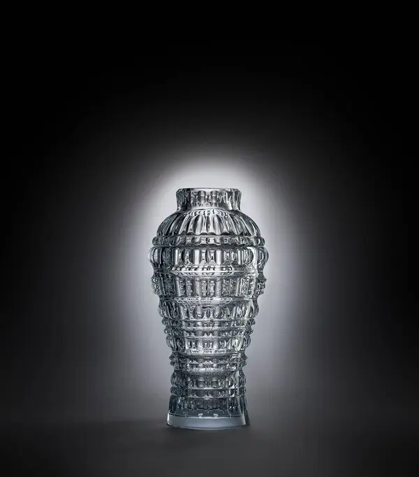 THE MARTHA, BY BACCARAT Crystal New Antique Amphora Vase