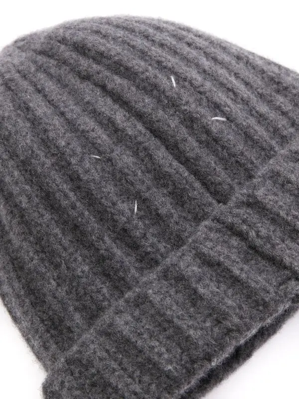 MAISON MARGIELA Four Stitch Beanie - Grey