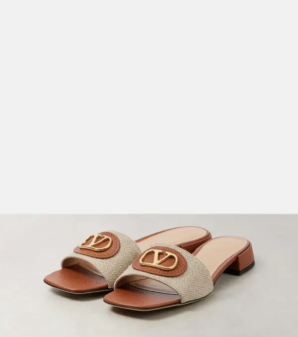 Valentino Garavani Vlogo Signature Canvas Slides